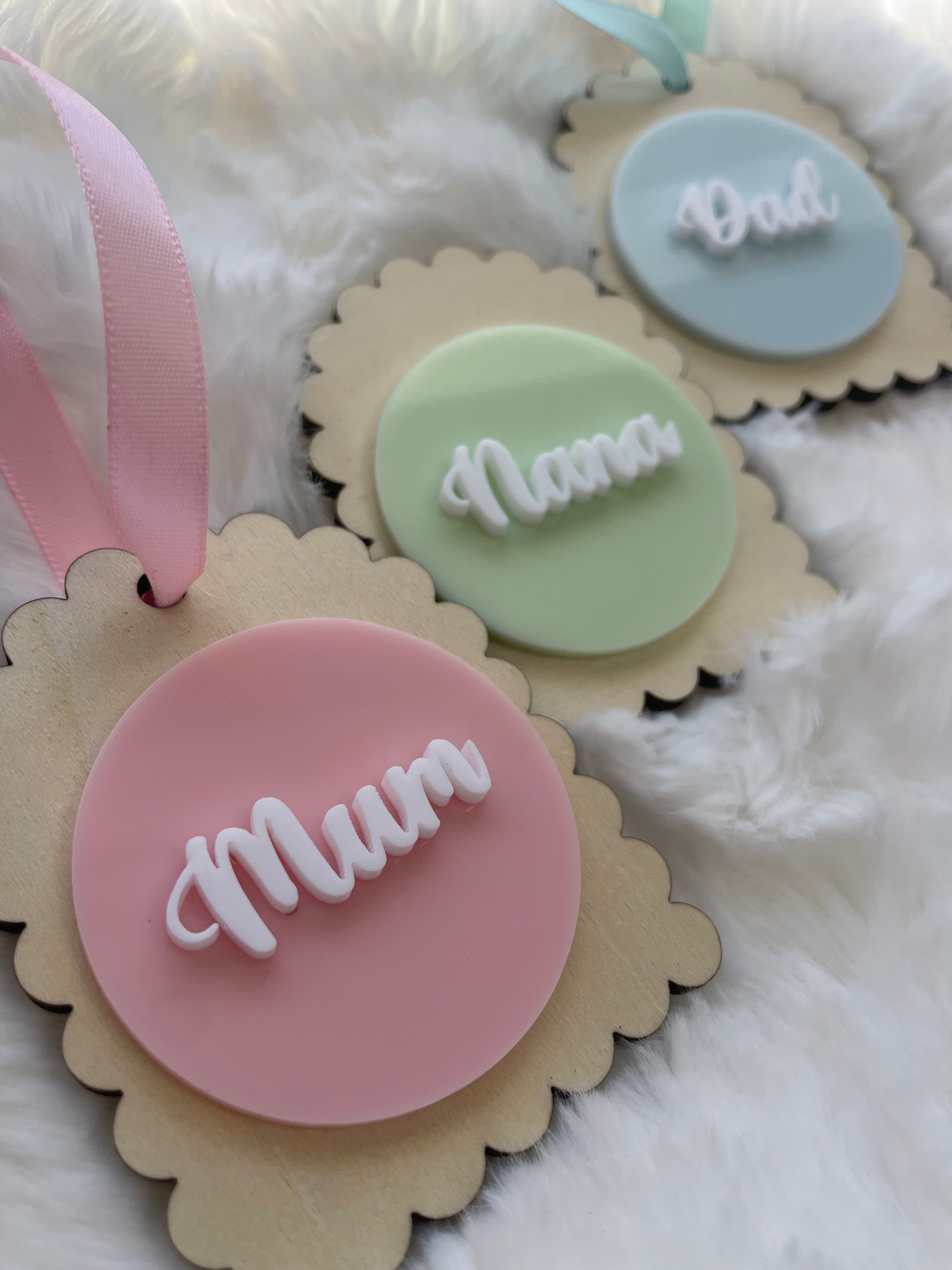 Personalised Scalloped Gift Tag – Emma Jae Custom Laser Designs